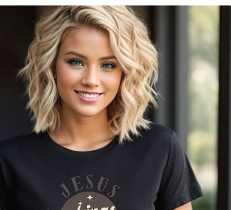 52 Must See Medium Length Hairstyles For Women Over 40 In 2024 Artofit