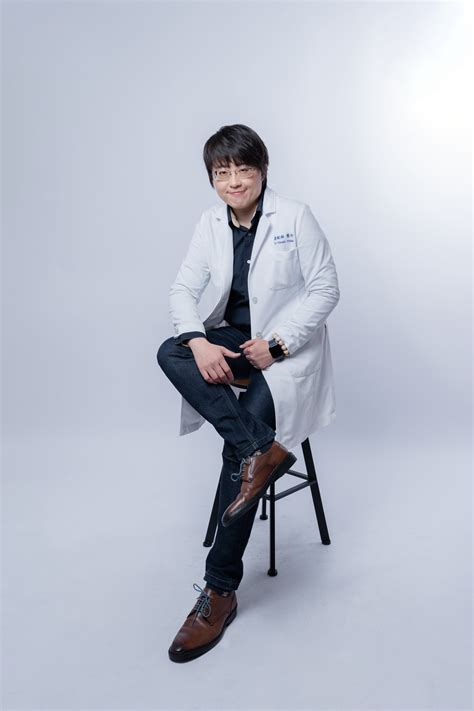 復健科醫師物理治療師 蕭毓璇