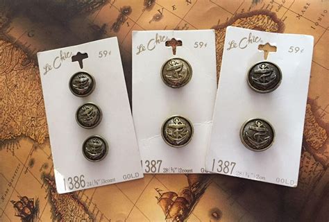 Le Chic Navy Anchor Buttons Vintage 2 Sizes New On Cards 34 And 1
