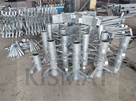 Mild Steel Round 6 Arm Polygonal High Mast Lighting Pole For Highway