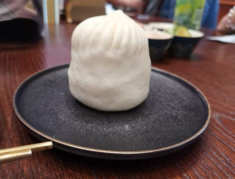 鲁迅说冬菜包子 可以吃”。金属
