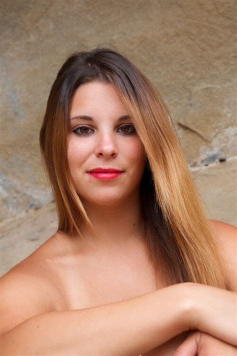 Simply Naked Kara Downloadable Laurahotcute