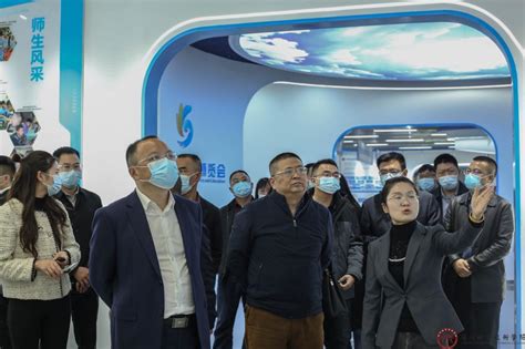 古蔺县委书记任晓波带队到我校考察 泸州职业技术学院