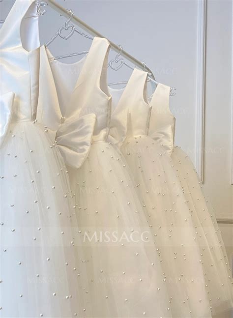 A Line Scoop Neck Sleeveless Floor Length Lacesatin Flower Girl