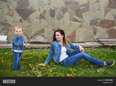 Mother Daughter Spring Image And Photo Free Trial Bigstock