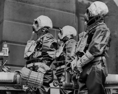 Science Fiction As Told Through Old Timey War Photos Gaijinass