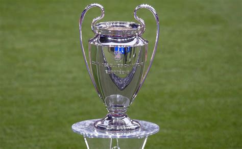 Trofeo De La Uefa Champions League Por Qué Le Dicen La Orejona Bolavip