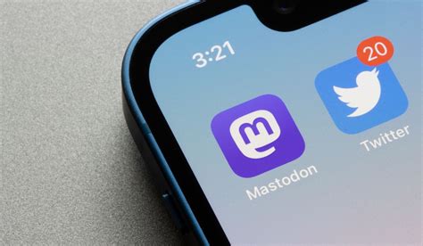 Twitter Alternative Hive Shuts Down Temporarily Over Security Issues
