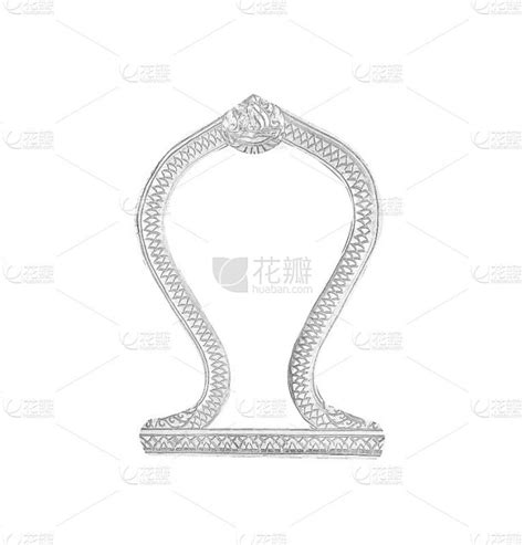 复古的灰色画框与雕刻图案周围的边缘孤立在白色背景和剪辑路径素材 花瓣网