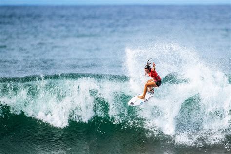 Salvador Pro Johanne Defay éliminée Pour 0 09 Points Surf Session