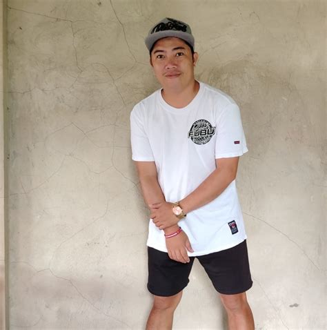Raymond P Rivas