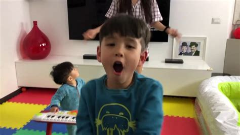 Ryans Mystery Playdate Theme Song Lorenzo And Mommy Sing Ryans