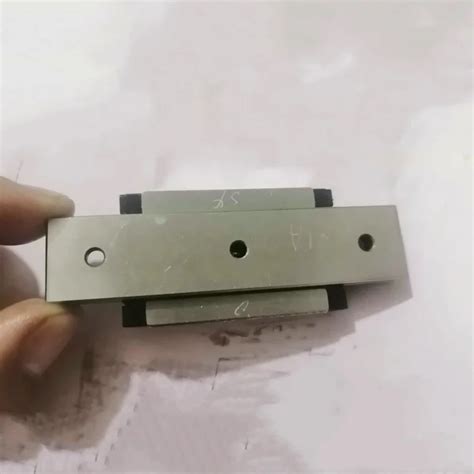 Japan Nb Linear Slide Guide Block Sebs9wbs Sebs9wb Sebs9wby Sebs9wbsuu Sebs9wbuu Sebs9wbyuu