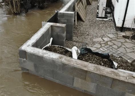 Residential Flood Defence Wall Stepoc Retaining Walls