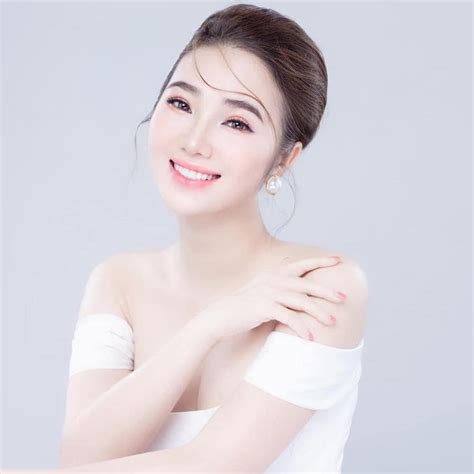 Đặt Mua Mỹ Phẩm Huyền Phi Chính Hãng