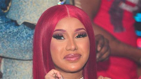At Bet Awards Cardi B Does Second Pregnancy Reveal On Live Tv Blavity