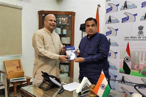 Sri Lankan Envoy Discusses Collaboration In Transport Sector With