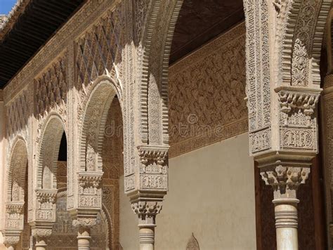 Moorish Columns Stock Image Image Of Decoration Granada 36622477