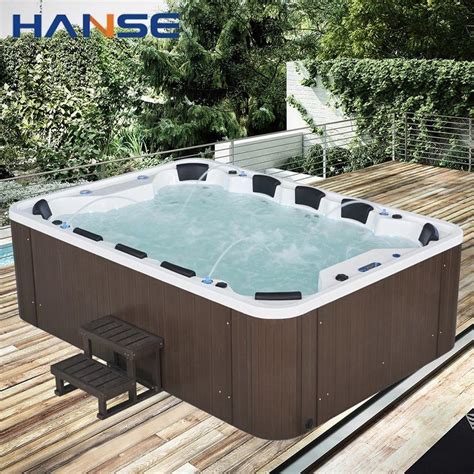 Luxury Outdoor Hydro Jet Massage Bathtub Freestanding 10 Person Garden