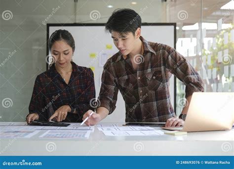 Web Developer Team Are Working About Planning Mobile Application