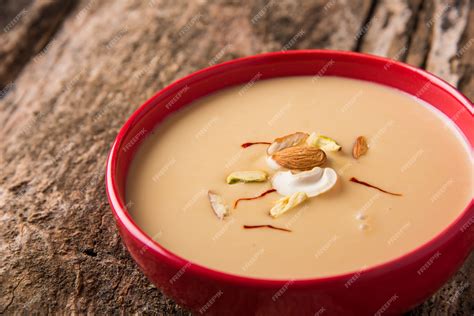 Premium Photo Delicious Indian Sweet Rabdi Or Rabri With Dry Fruits