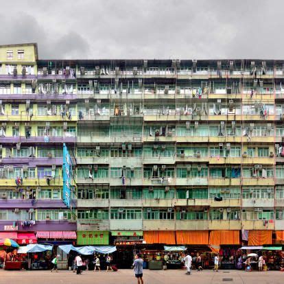 Spectacular Panoramas Capture Hong Kongs Disappearing Architecture