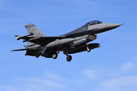 抓得住共機身影！空軍f 16v Block20戰鬥機「狙擊手莢艙」首度曝光
