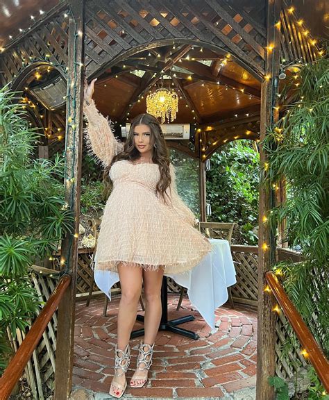 Chanel Camryn S Feet Simply Breathtaking Truth Or Fiction