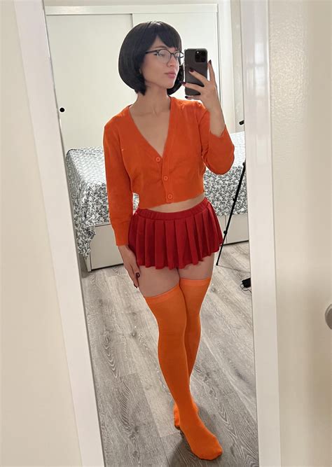 Velma Cosplay By Cherryblossommgirl Rcosplaygirls