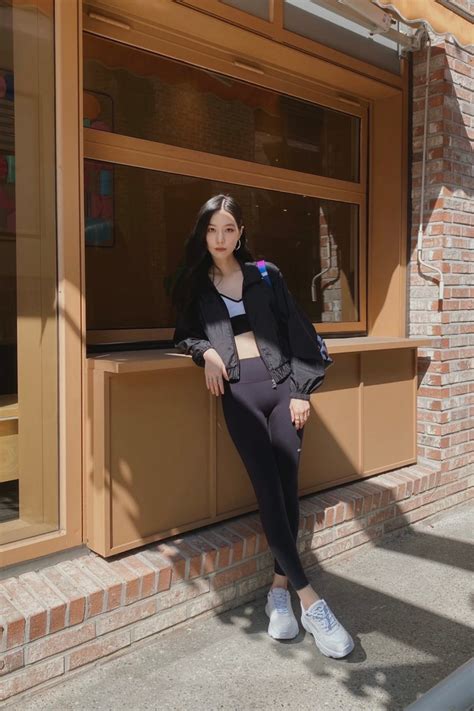 디스커버리 키높이 여성 운동화 조거플렉스 애슬레저룩 레깅스 코디에 완벽 매칭 네이버 블로그