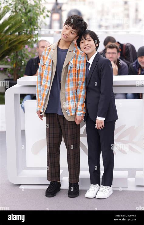 Soya Kurokawa Left And Hinata Hiiragi Pose For Photographers At The