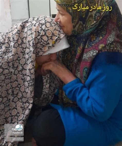 پویش دست‌بوسی مادر در شهرستان سملقان