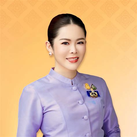ยิ้ม วิสาระดี เตชะธีราวัฒน์ Official