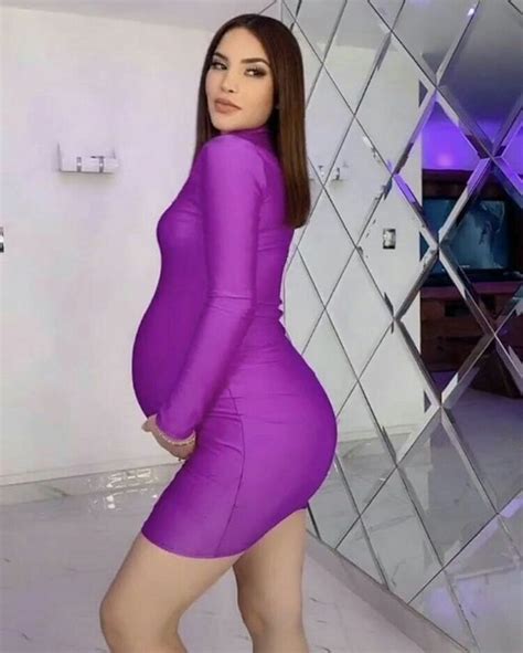 Queen Adlı Kullanıcının K I M B E R L Y L O A I Z A Panosundaki Pin