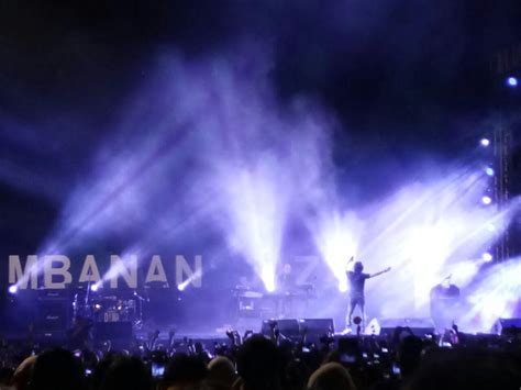 Dewa 19 Ft Ari Lasso Menghentak Di Special Show Prambanan Jazz 2018