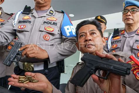 Pemeriksaan Senjata Api Polisi