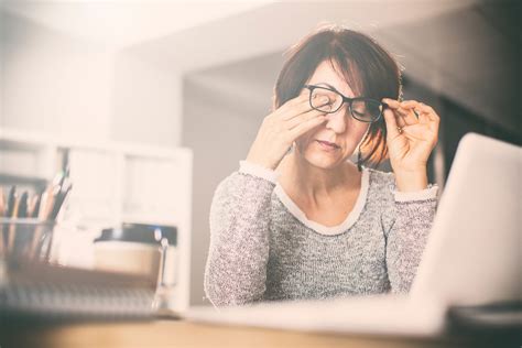 Dolor En El Ojo Izquierdo Causas Y Síntomas Periódico El Latino