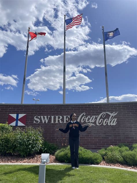 Daisey Jauregui On Linkedin Uncappedpotential Swirecocacola