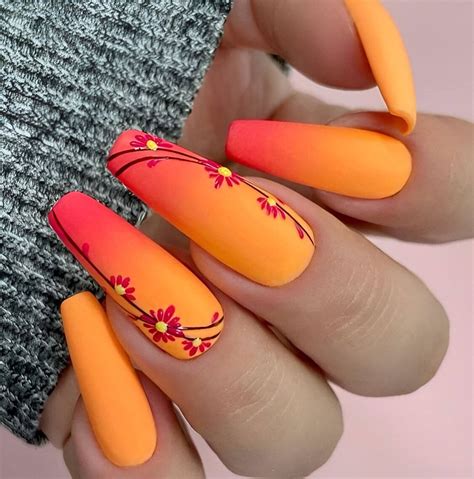 30 Chic Orange Nail Ideas To Make You Look Stunning