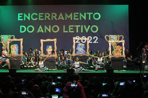 Alunos E Responsáveis Celebram Bom Desempenho Durante Ano Letivo Na