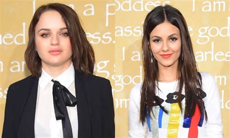 Joey King And Victoria Justice Step Out For ‘alice Olivia At Nyfw