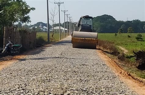ပေါင်းတည်မြို့၌ လမ်းဘောင်ချဲ့ခြင်းနှင့် ကျောက်ချောလမ်းခင်း၍ ကျေးရွာကုန