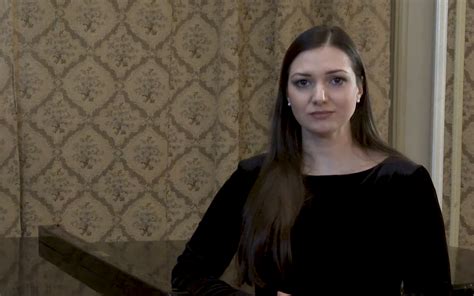 Lena Belkina | Mezzosoprano | Alto | Machreich Artists Management GmbH
