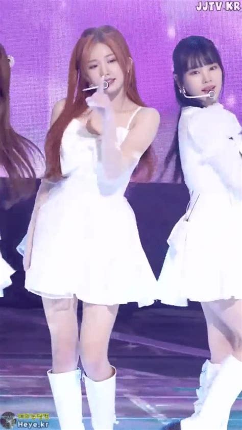 화이트 민소매 가슴에 리본 첫사랑 수아