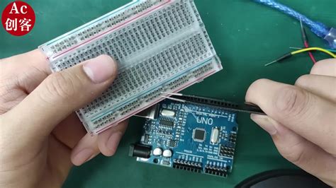 Arduino入门4：一闪一闪亮晶晶，闪进你的心中头，超简单的闪烁灯 电子发烧友网