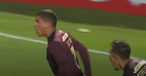 Gol De Alexander Succar Vía Penal Para 1 0 En Universitario Vs Gimnasia