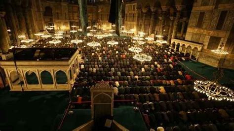 Ayasofya Camiinde Miraç Kandili idrak edildi Aile ve Yaşam