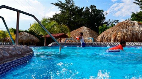 La Cruz El Balneario De Aguas Termales Para Disfrutar En Familia Por 110 Pesos Escapada H