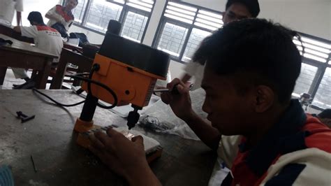 Panduan Belajar Arduino Proyek Pendeteksi Banjir Menggunakan Sensor