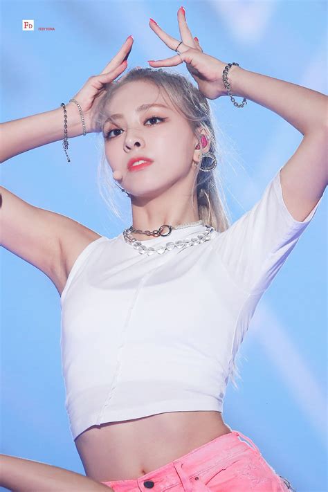 Pin On Itzy 있지